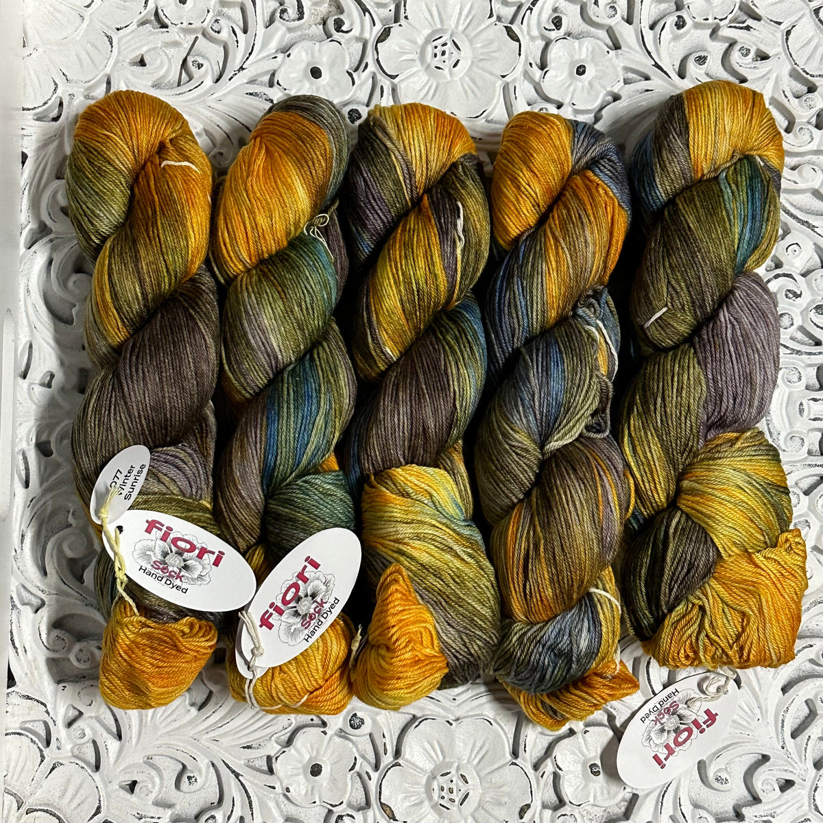 Winter Sunrise - Fiori Sock Yarn - 4 Ply – Cozi Yarn Studio